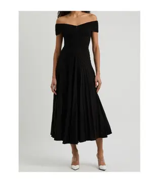 Alaïa Off-the-shoulder Ribbed Wool Midi Dress