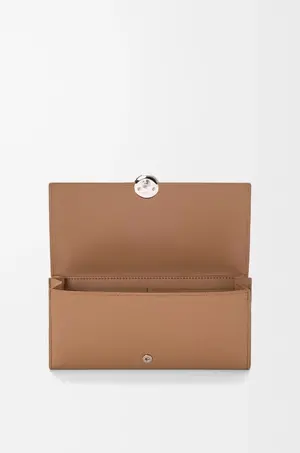 Loewe Pebble Continental Wallet In Mini Grain Calfskin