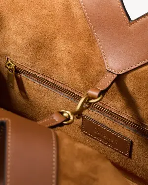 Saint Laurent Y Small Tote In Leather - Brown