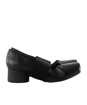 UMA WANG Square-toe Ballet Flats With Decorative Strap - Black