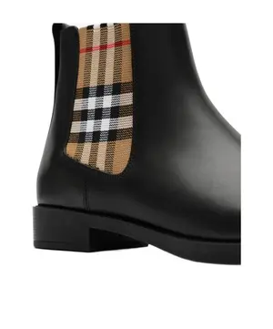 Burberry Leather Hampstead Chelsea Boots