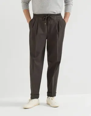 Brunello Cucinelli Garment-dyed Twisted Cotton Gabardine Trousers With Double Pleats - Brown