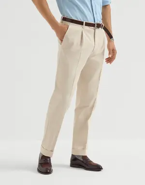 Brunello Cucinelli Cotton And Virgin Wool Gabardine Pleated Trousers - Ivory