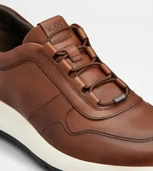 TOD'S Elasticated Lace Sneakers