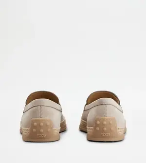 TOD'S Round-toe Loafers