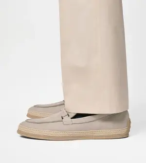 TOD'S Round-toe Loafers