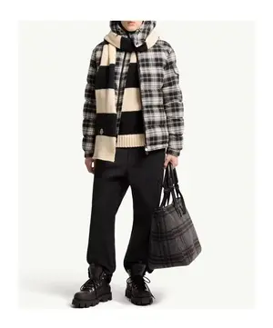 Moncler Airor Hooded Down Jacket - Black/white
