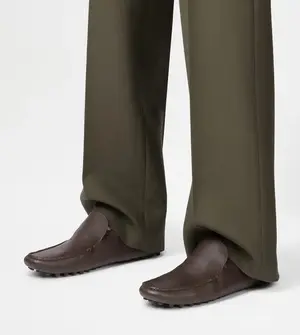 TOD'S Round Toe Loafers With Signature Rubber Sole