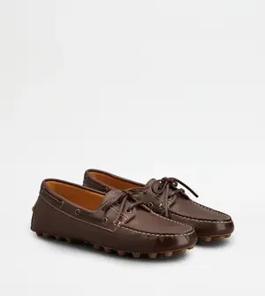 TOD'S Laced Boat Shoes