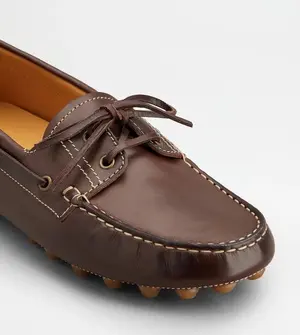 TOD'S Laced Boat Shoes