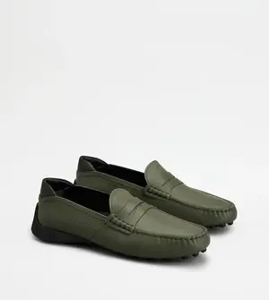 TOD'S Round-toe Loafers