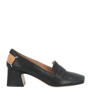 MAISON MARGIELA Square-toe Leather Loafers With Block Heel