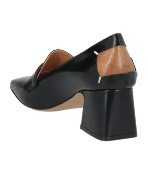 MAISON MARGIELA Glossy Square-toe Loafers