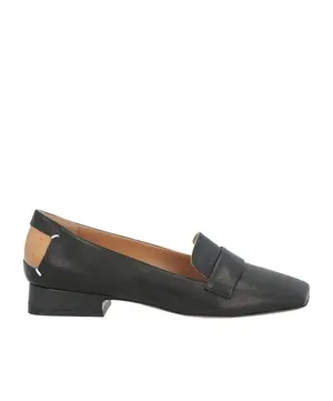 MAISON MARGIELA Minimalist Leather Loafers - Black