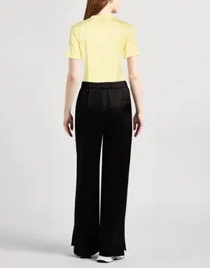 Burberry Basic Solid Color T-shirt