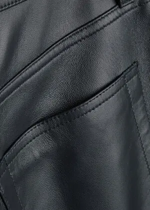 FRAME The Leather Neat Barrel-leg Leather Trousers