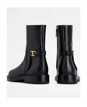 TOD'S Logo Plaque Ankle Boots