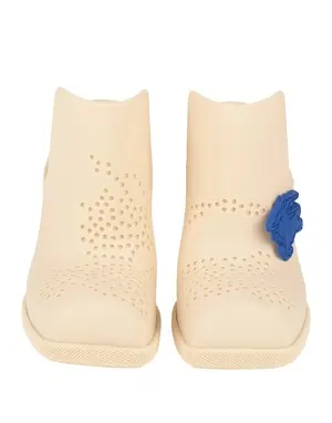 Burberry Pointed Toe Mules With Logo Appliqu - Nude
