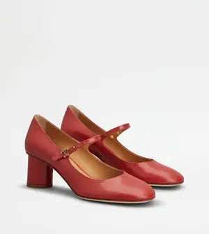 TOD'S Mary Jane Heels With T Timeless Logo