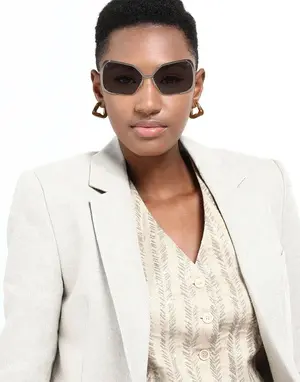 Marni Casual Geometric Sunglasses