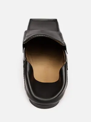 Jacquemus Leather Square-toe Loafers