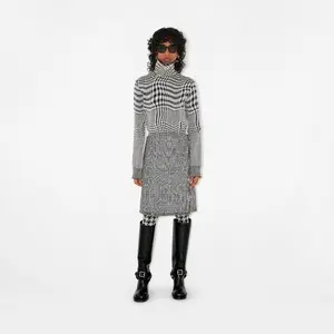 Burberry Arch Facet Sunglasses