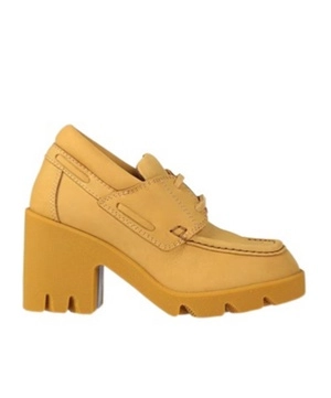 Burberry Laced Square Heel Loafers