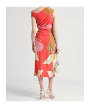 MAXCO. Draped Top