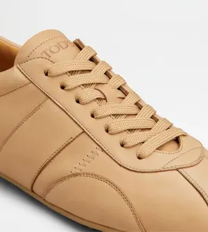 TOD'S Lace-up Sneakers