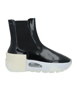 MAISON MARGIELA Minimalist Solid Color Wedge Shoes - Black