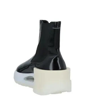 MAISON MARGIELA Minimalist Solid Color Wedge Shoes
