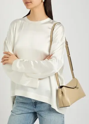 TOTEME Flip-top Leather Bag - Nude