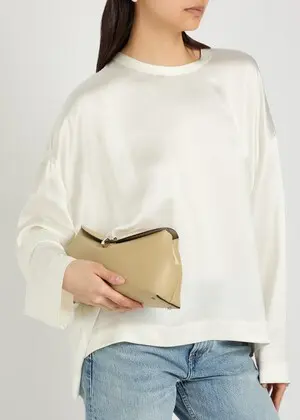 TOTEME Flip-top Leather Bag - Nude