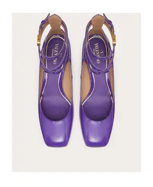 Valentino Garavani Tan-go Vlogo Plaque Block Heel Pumps