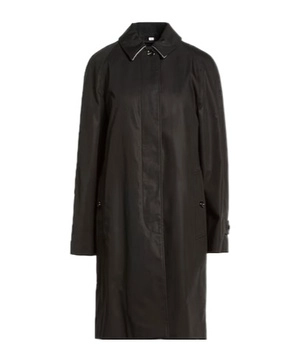 Burberry Long Coat With A Lapel Collar