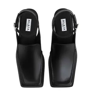 Alaïa Ankle-strap Square-toe Loafers - Black