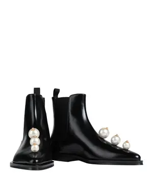 Dolce & Gabbana Minimalist Cowhide Slippers