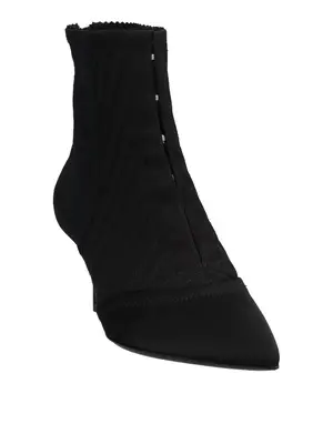 Dolce & Gabbana Solid Color Pointed-toe Ankle Boots
