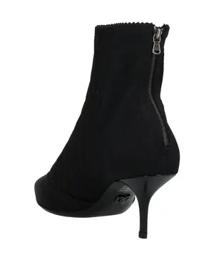 Dolce & Gabbana Solid Color Pointed-toe Ankle Boots