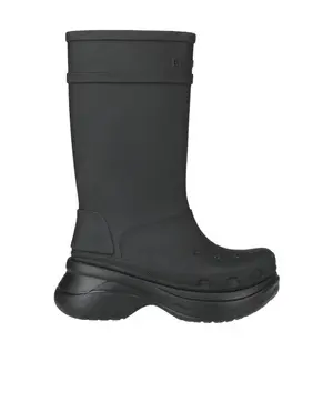 Balenciaga Minimalist Solid Color Rain Boots - Black