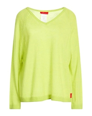 MAXCO. Solid Color V-neck Knit Sweater - Yellow