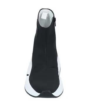 MAISON MARGIELA Solid Color Sock Sneakers