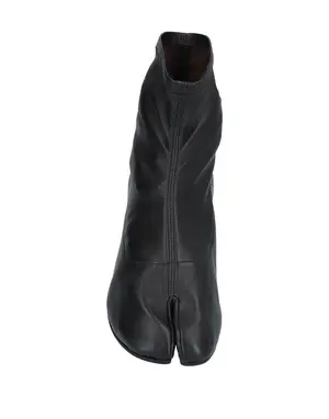 MAISON MARGIELA Minimalist Solid Color Ankle Boots