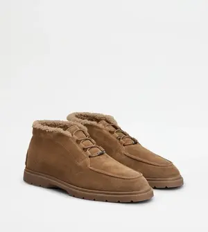 TOD'S Round Toe Lace-up Boots