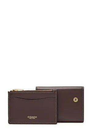 COACH Essential Logo Leather Wallet