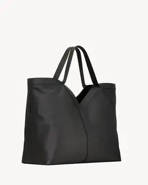 Saint Laurent Y Large Tote In Leather - Black