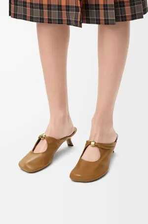 Loewe Pebble Soft Mule In Nappa Lambskin
