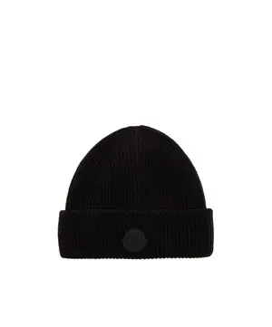 Moncler Ribbed Wool And Cashmere-blend Beanie - Black