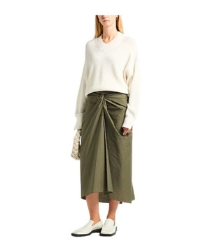 Brunello Cucinelli Lightweight V-neck Long-sleeve Knit Top