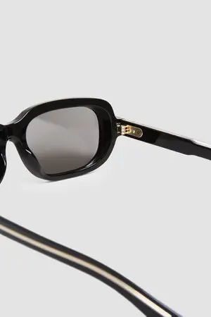 Moncler Suntrap Rectangular Sunglasses